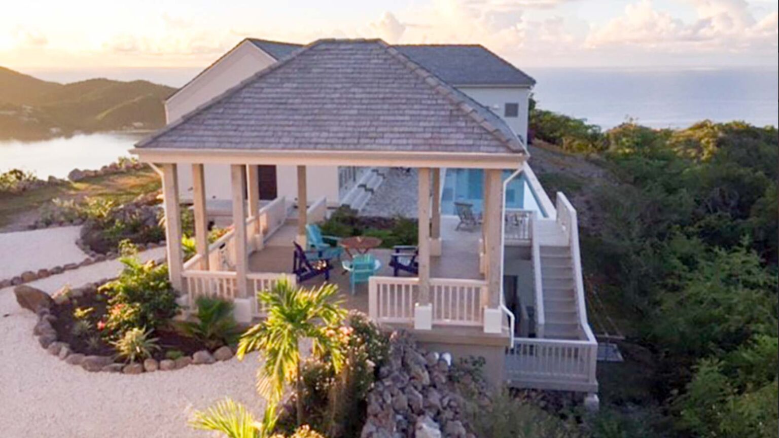 Travel Guides – Visit Antigua & Barbuda
